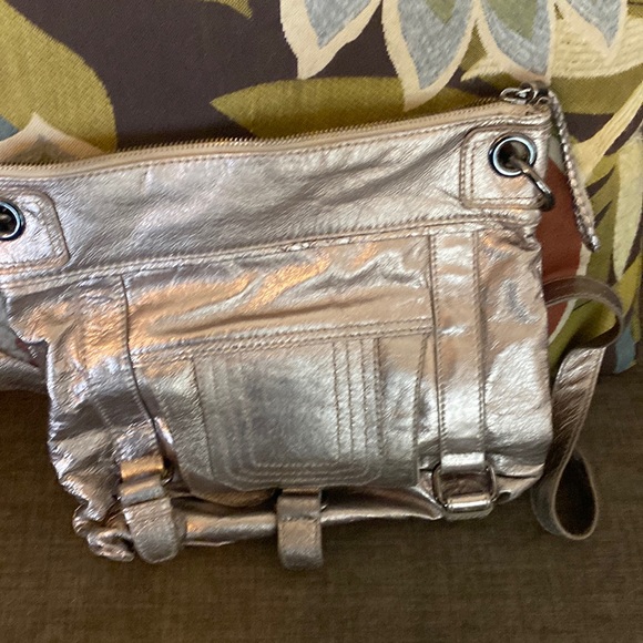 Bags | Sakroots Bronze Purse | Poshmark